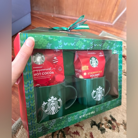 Starbucks | Kitchen | Starbucks That Festive Feelings Gift Set Mug Cup ...